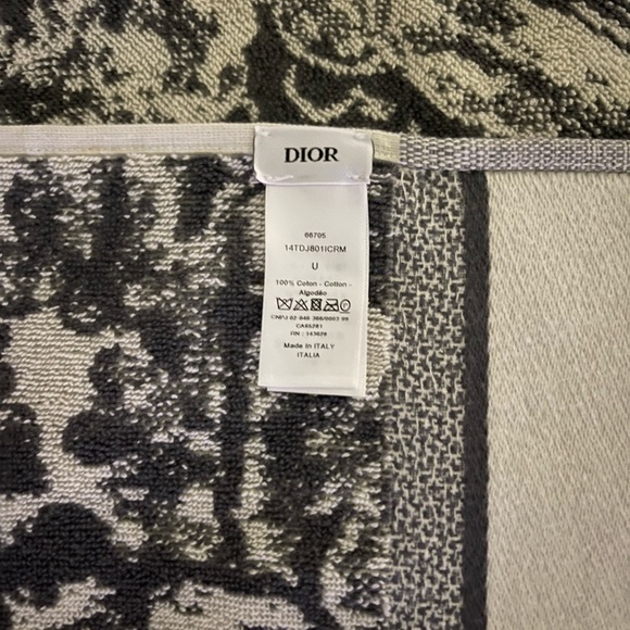 Dior | Other | Beautiful Christian Dior Dioriviera Toile De Jouy Throw ...